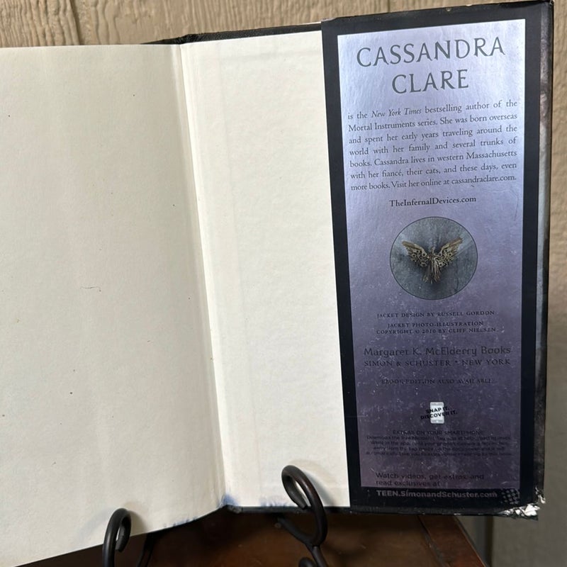 Clockwork Angel by Cassandra Clare, Hardcover | Pangobooks