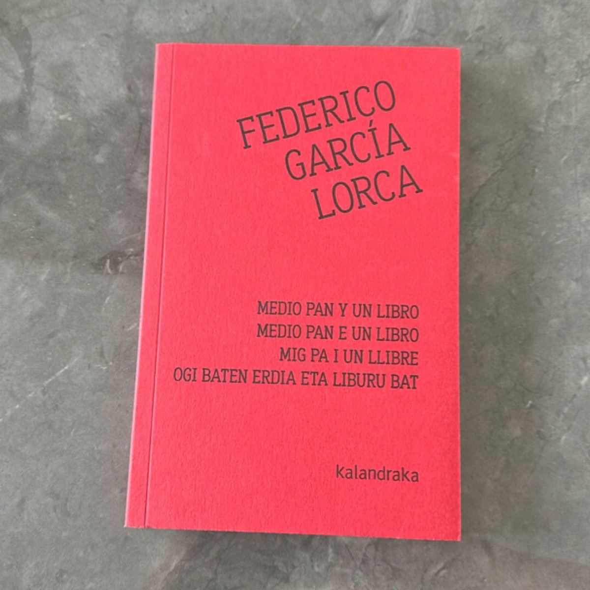 Medio Pan y un Libro by Federico García Lorca