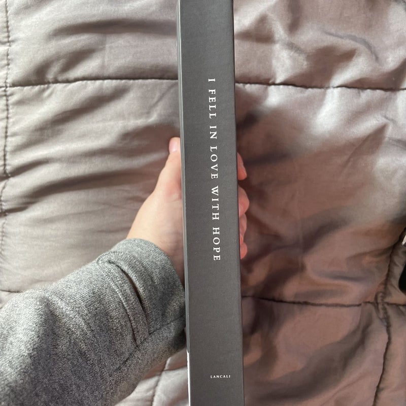 I Fell In Love With Hope OLD COVER by Lancali, Paperback | Pangobooks