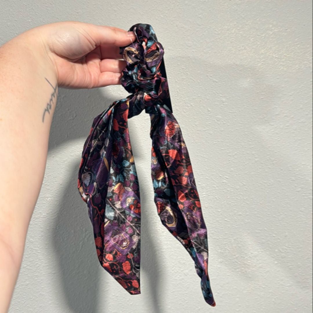 Scrunchie by Fairyloot, Paperback | Pangobooks