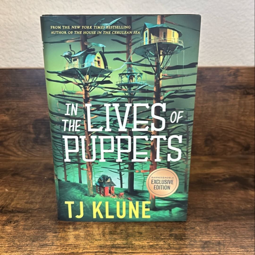 In the Lives of Puppets by TJ Klune, Hardcover | Pangobooks