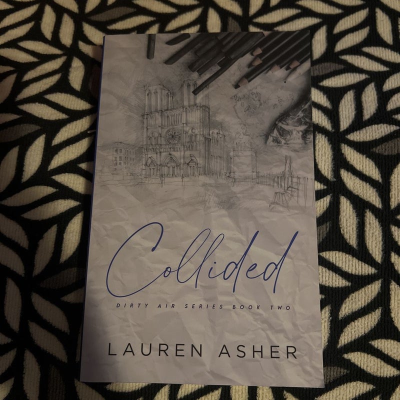 Collided Special Edition by Lauren Asher, Paperback | Pangobooks
