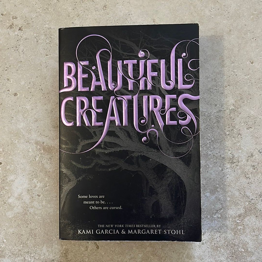 Beautiful Creatures by Kami Garcia & Margaret Stohl, Paperback | Pangobooks