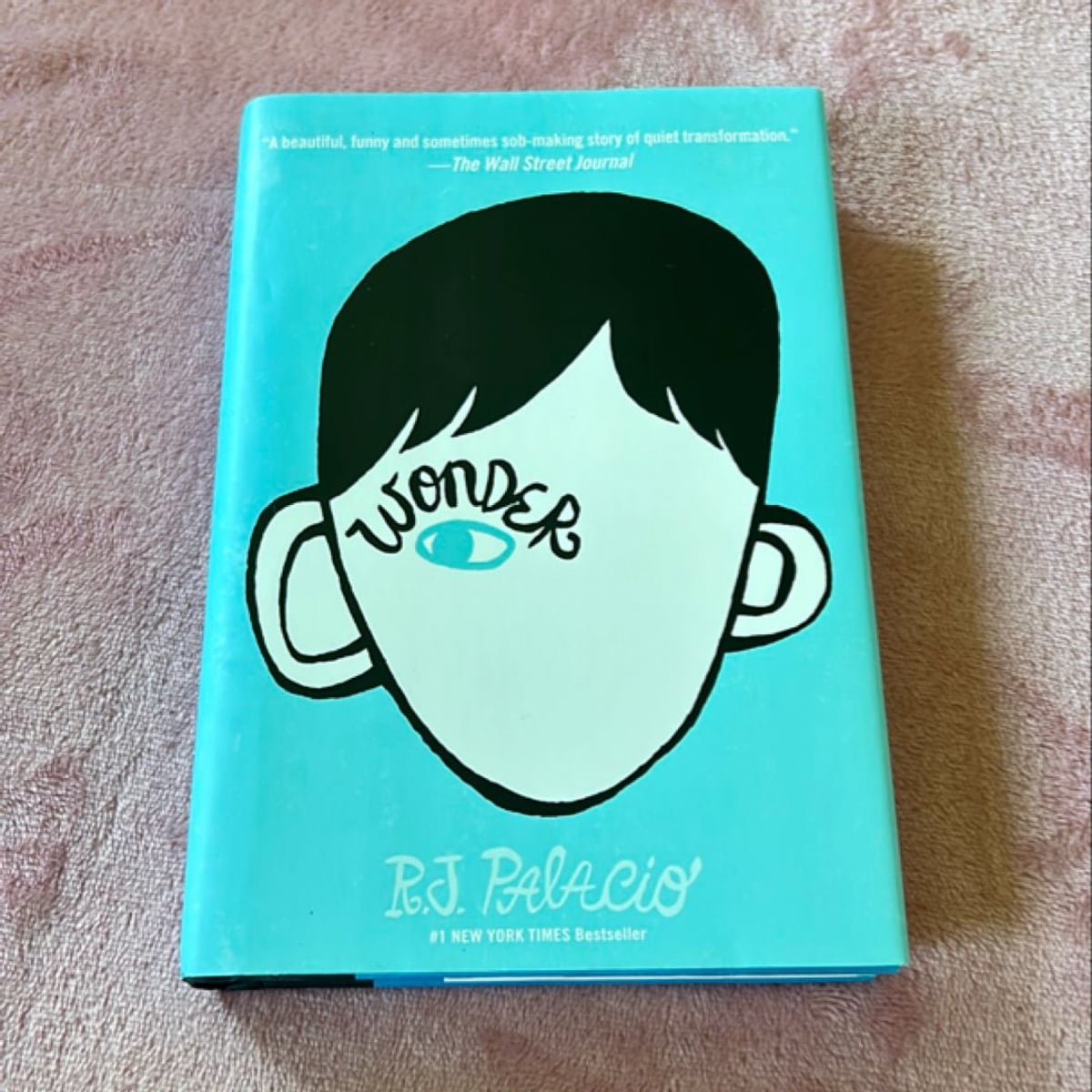 Wonder by R. J. Palacio, Hardcover | Pangobooks