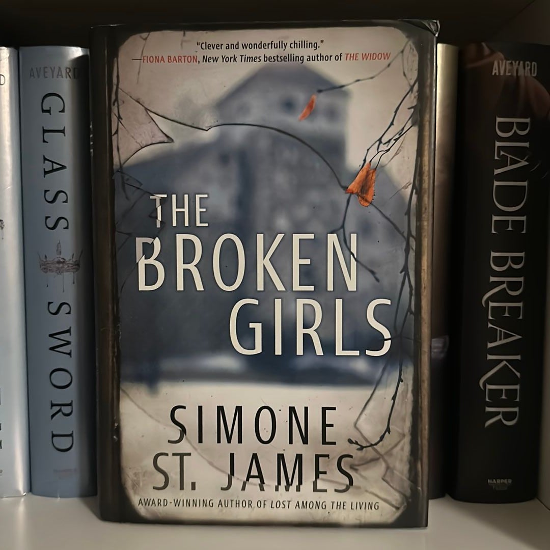 The Broken Girls by Simone St. James, Hardcover | Pangobooks