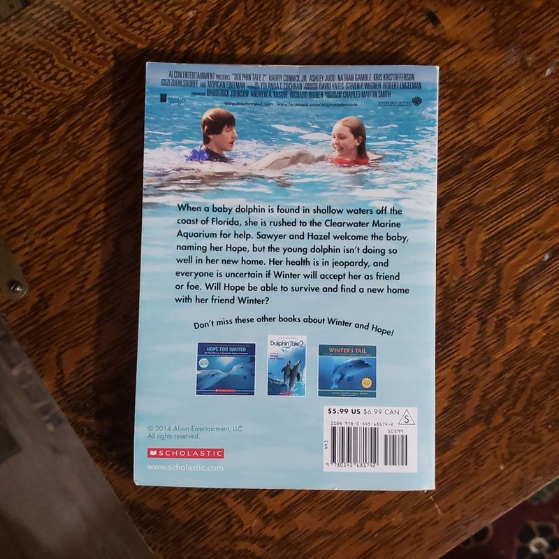 Dolphin Tale 2 by Gabrielle Reyes, Paperback | Pangobooks