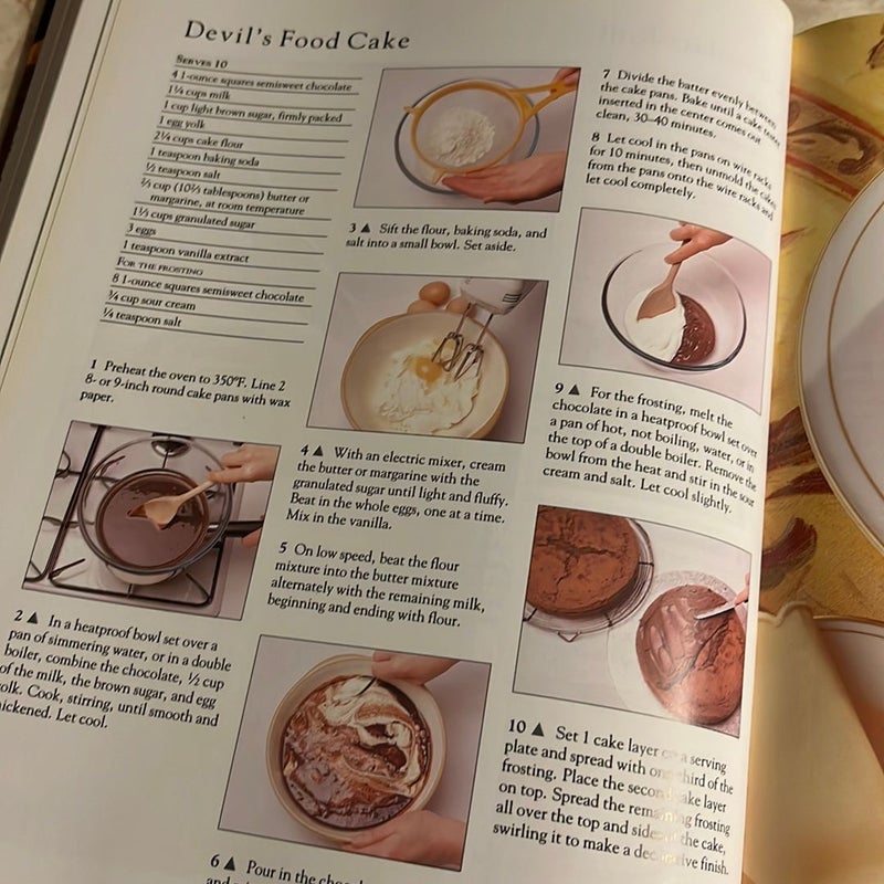 Practical Encyclopedia of Baking by Martha Day , Hardcover | Pangobooks