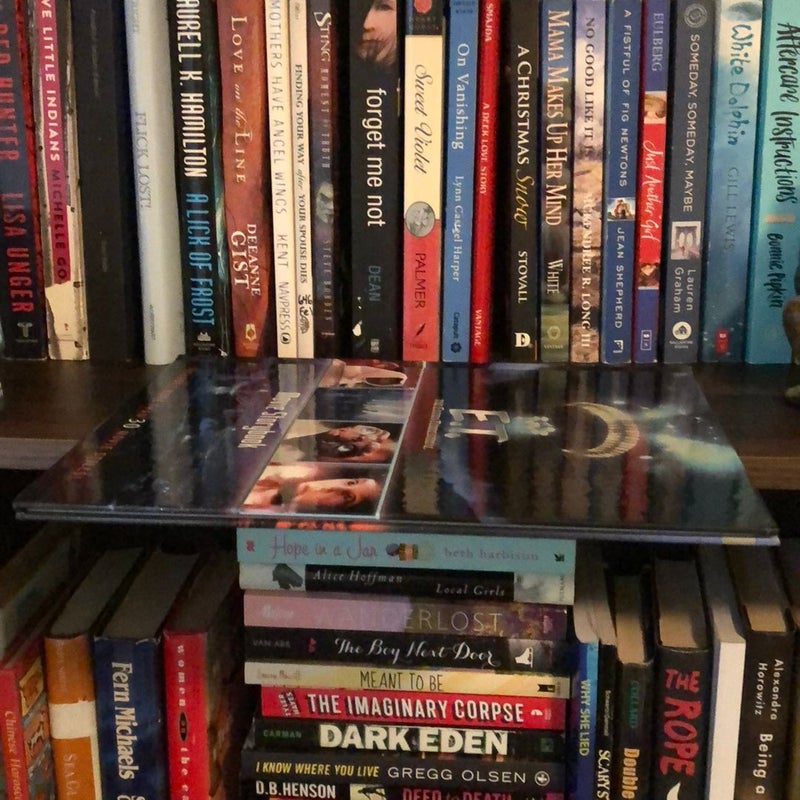 E.T. the Extra-Terrestrial by Kim Ostrow, Hardcover | Pangobooks