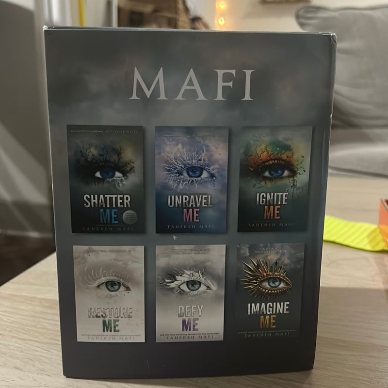 Shatter Me Series 6-Book Box Set by Tahereh Mafi, Paperback | Pangobooks