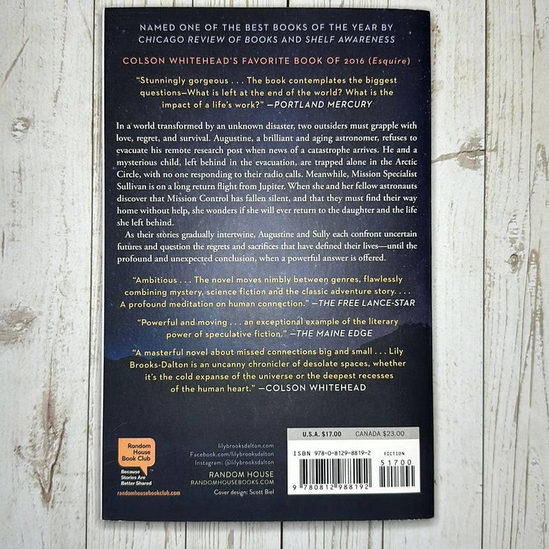 Good Morning, Midnight by Lily Brooks-Dalton, Paperback | Pangobooks