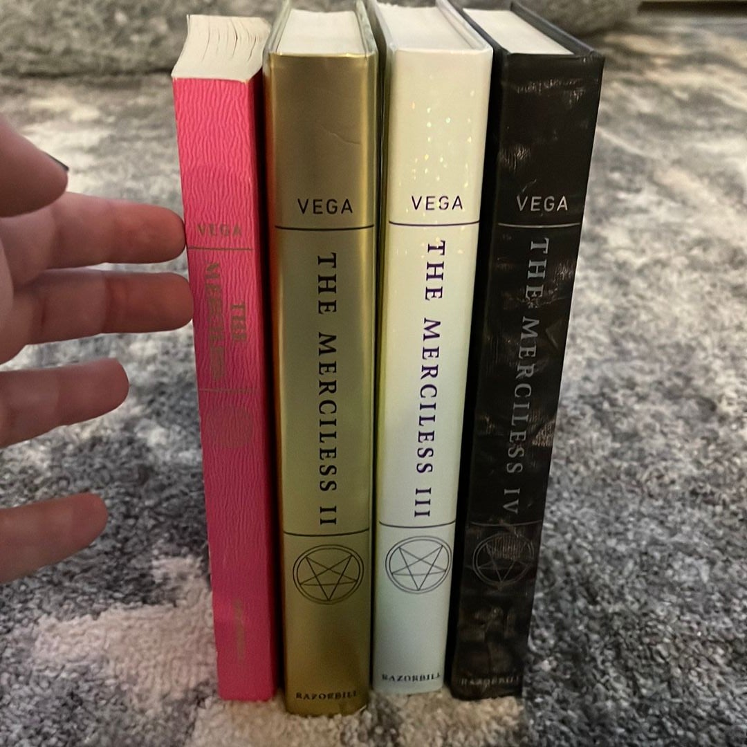 The Merciless series by Danielle vega, Hardcover | Pangobooks