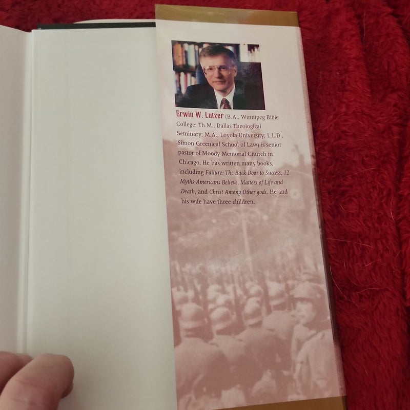 Hitler's Cross by Erwin W. Lutzer, Hardcover | Pangobooks