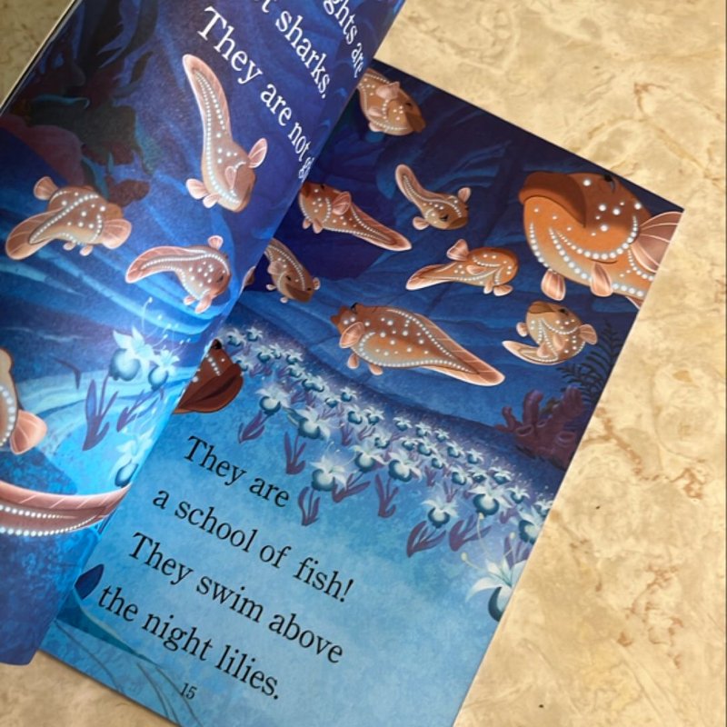 Ariel Is Fearless/Jasmine Is Helpful (Disney Princess) by Liz Marsham ...
