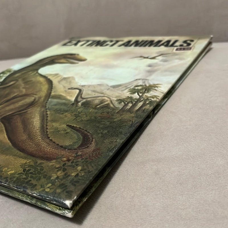 Extinct Animals by John Burton, Hardcover | Pangobooks