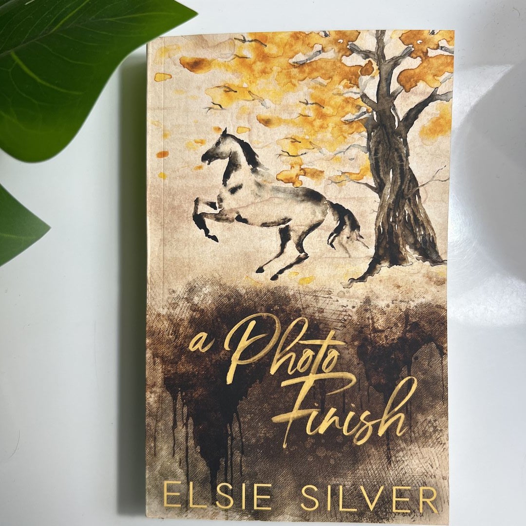 A Photo Finish by Elsie Silver, Paperback | Pangobooks