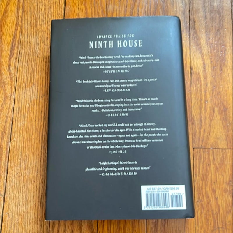 Ninth House *signed* by Leigh Bardugo, Hardcover | Pangobooks
