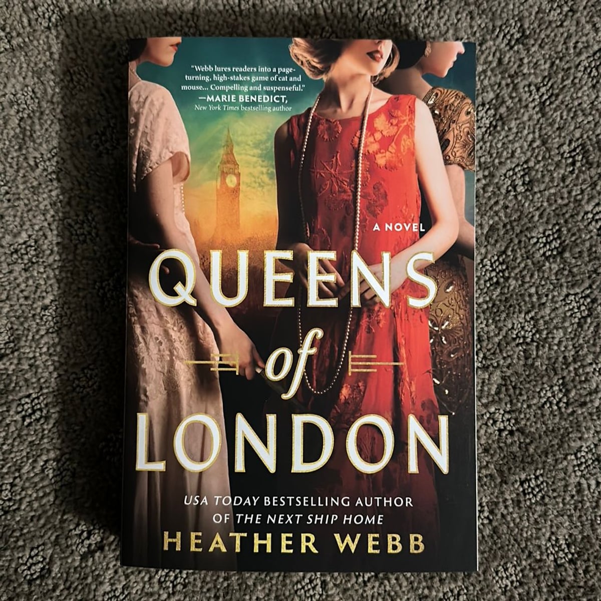Queens of London by Heather. Webb, Paperback | Pangobooks