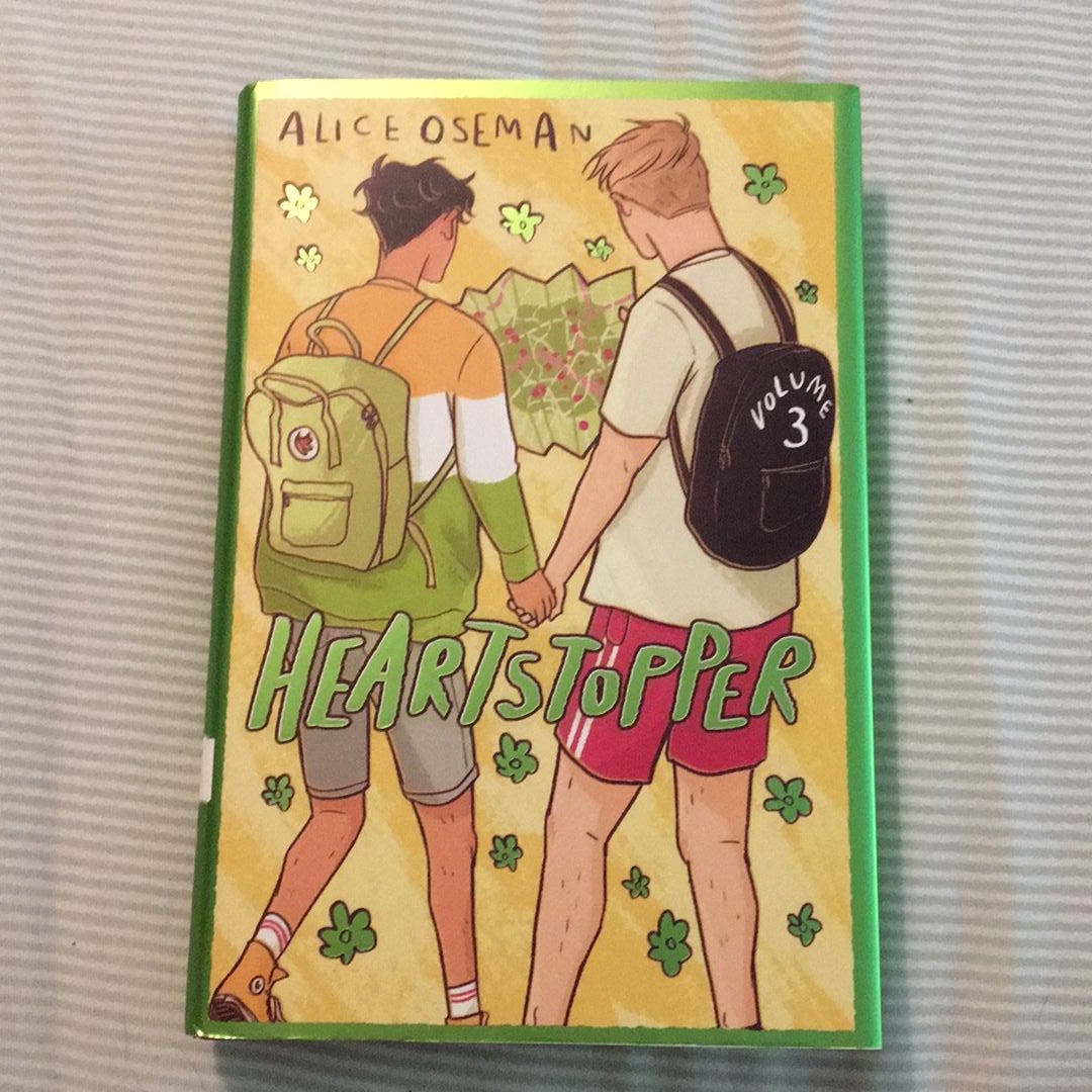 Heartstopper Volume 3 by Alice Oseman, Hardcover | Pangobooks