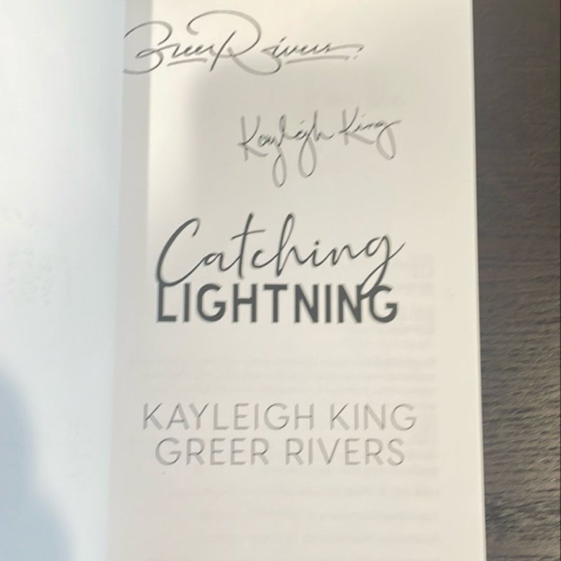 Catching Lighting by Kayleigh King Greer Rivers, Paperback | Pangobooks