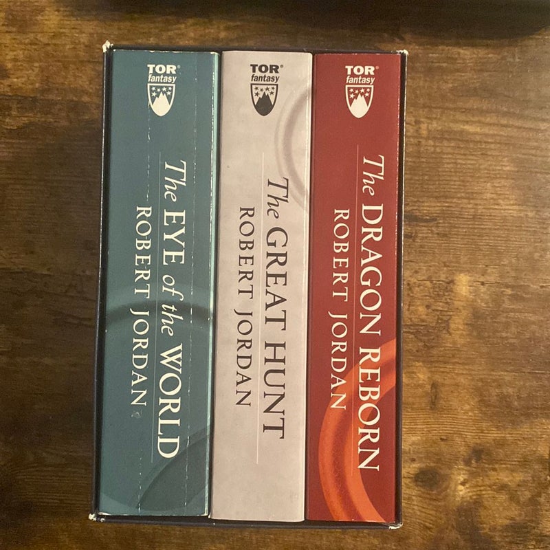 Wheel of Time Premium Boxed Set I by Robert Jordan, Paperback | Pangobooks