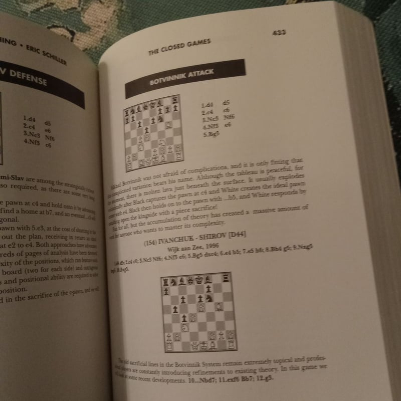 Standard Chess Openings by Eric Schiller, Paperback | Pangobooks