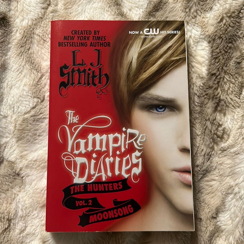 The Vampire Diaries: the Hunters: Moonsong by L. J. Smith, Paperback ...