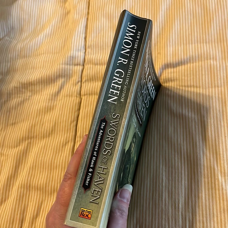 Swords of Haven by Simon Green, Paperback | Pangobooks