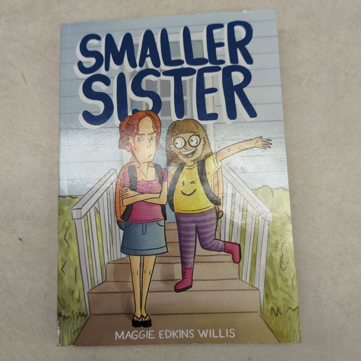 Smaller Sister by Maggie Edkins Willis , Paperback | Pangobooks