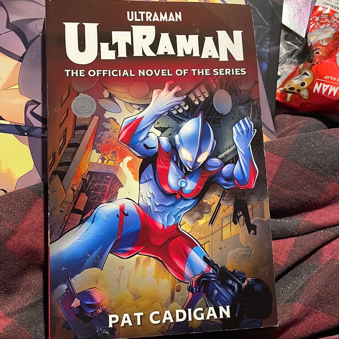 Ultraman: the Official Novelization by Pat Cadigan, Paperback | Pangobooks