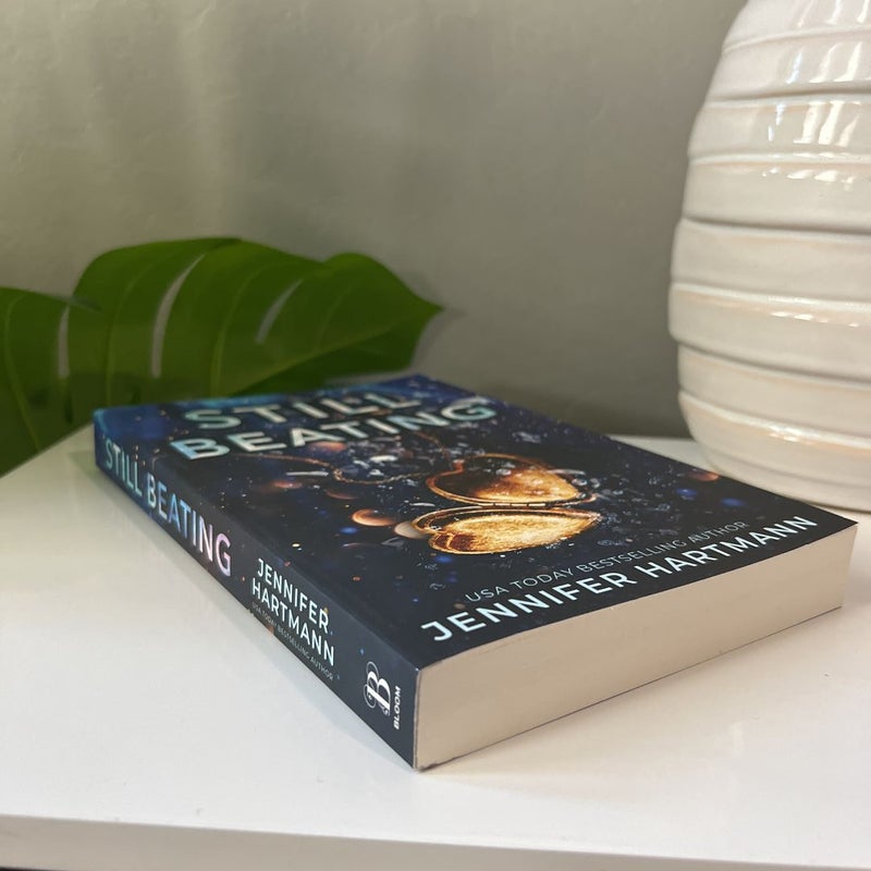 Still Beating by Jennifer Hartmann, Hardcover | Pangobooks