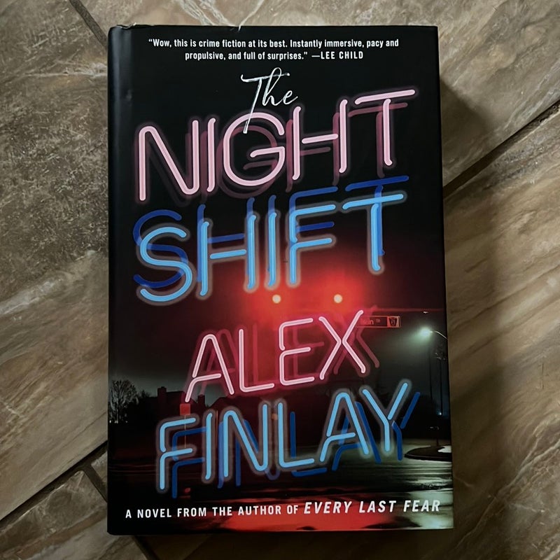 The Night Shift by Alex Finlay, Hardcover | Pangobooks