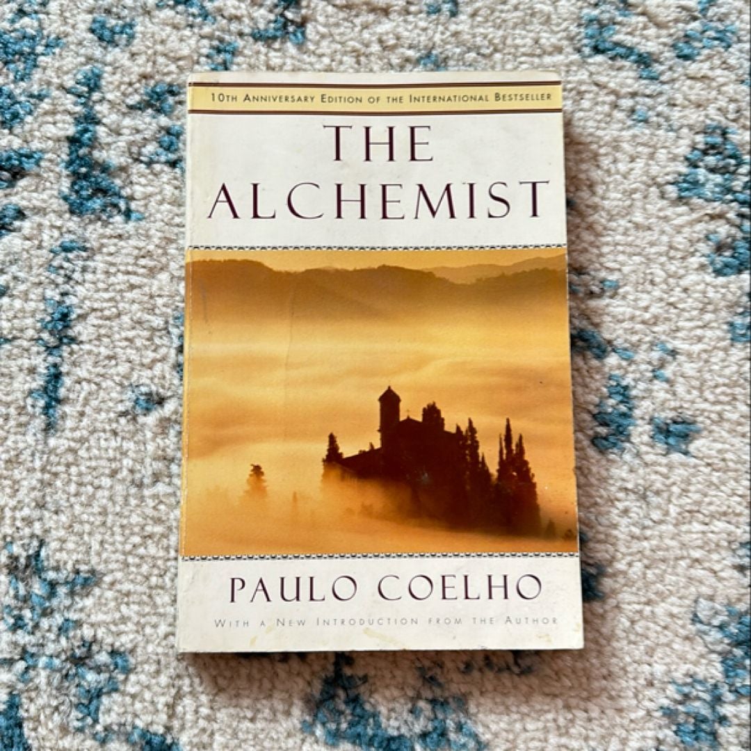 The Alchemist by Paulo Coelho; Alan R. Clarke, Paperback | Pangobooks