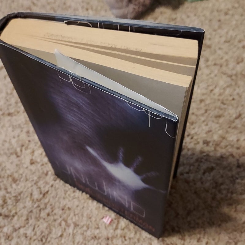 Unwind by Neal Shusterman, Hardcover | Pangobooks