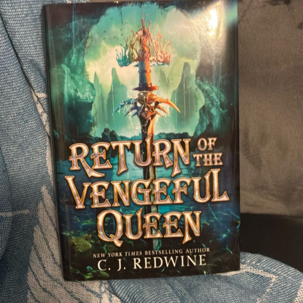 Return of the Vengeful Queen by C. J. Redwine