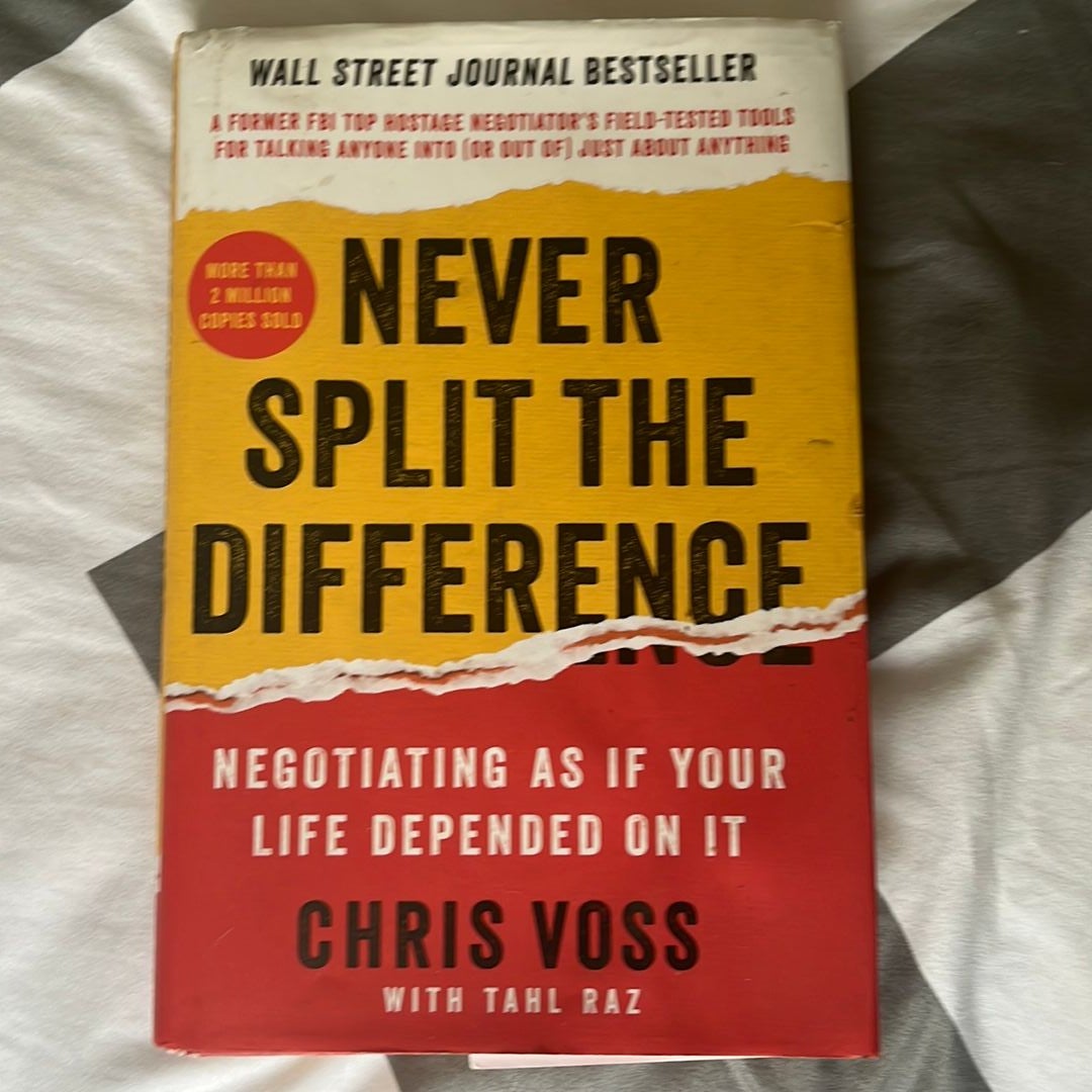 Never Split the Difference by Chris Voss, Hardcover | Pangobooks