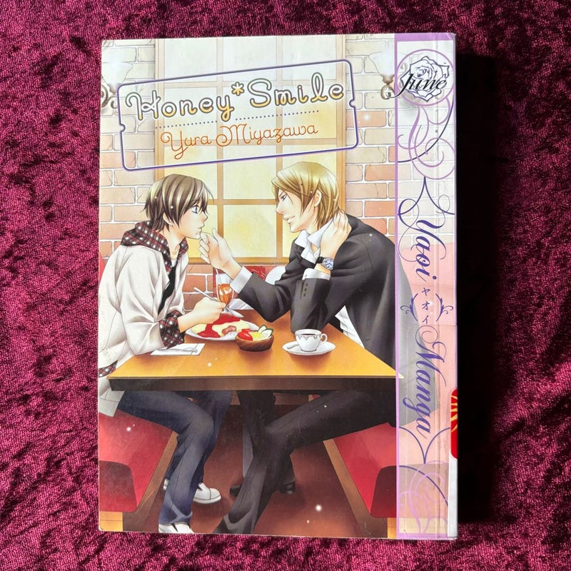 Honey*Smile (Yaoi Manga) by Yura Miyazawa