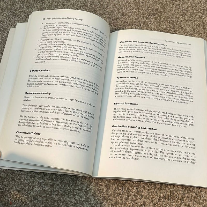 Introduction to Clothing Manufacture by Gerry Cooklin