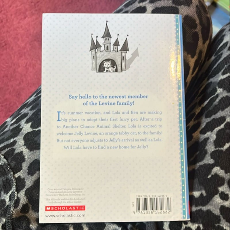 Lola Levine Meets Jelly and Bean by Monica Brown, Paperback | Pangobooks