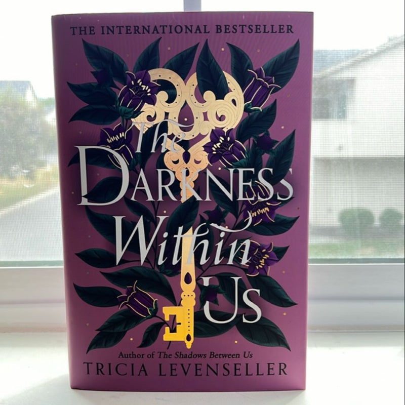 The Darkness Within Us by Tricia Levenseller, Hardcover | Pangobooks
