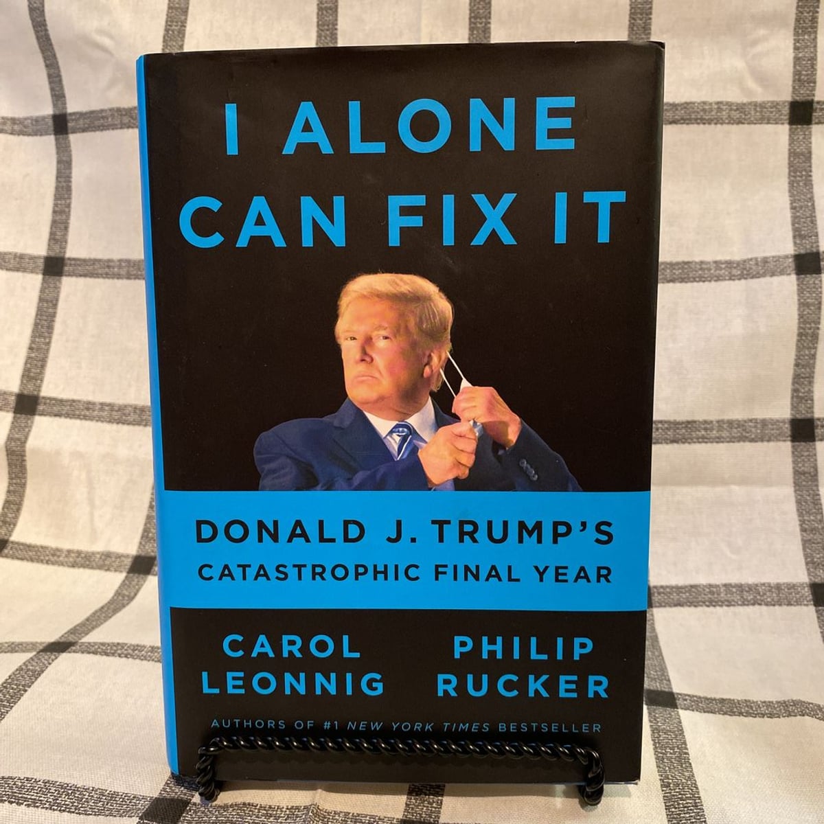 I Alone Can Fix It by Carol Leonnig, Hardcover | Pangobooks