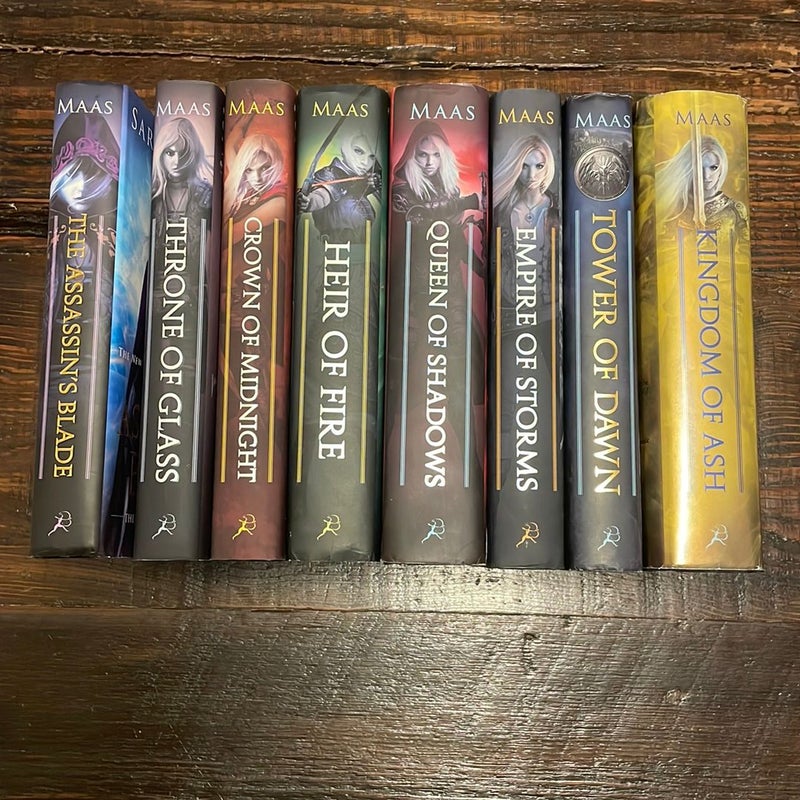 The Assassin's Blade by Sarah J. Maas, Hardcover | Pangobooks