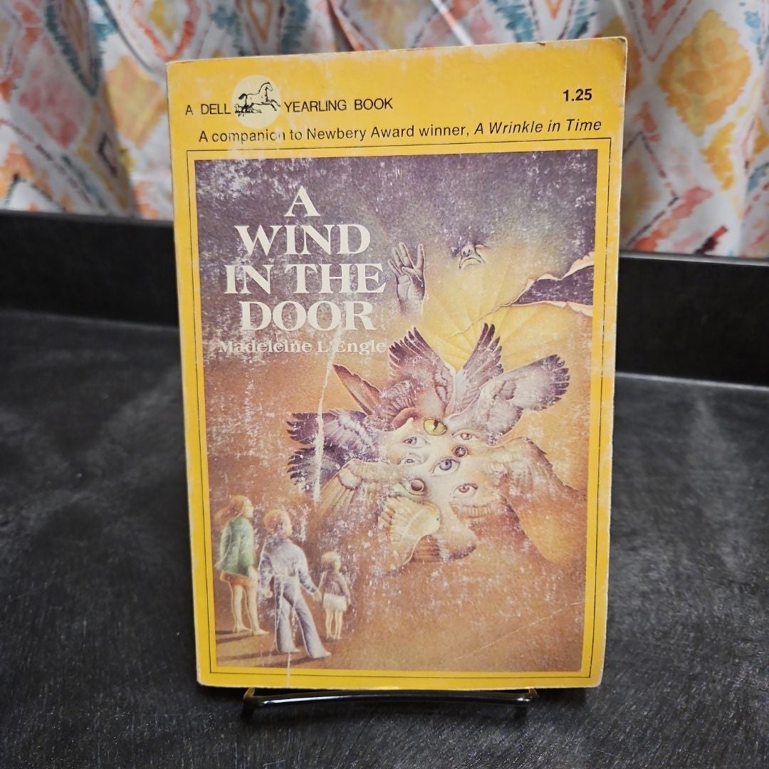A Wind in the Door (PB304) by Madeleine L'Engle, Paperback | Pangobooks