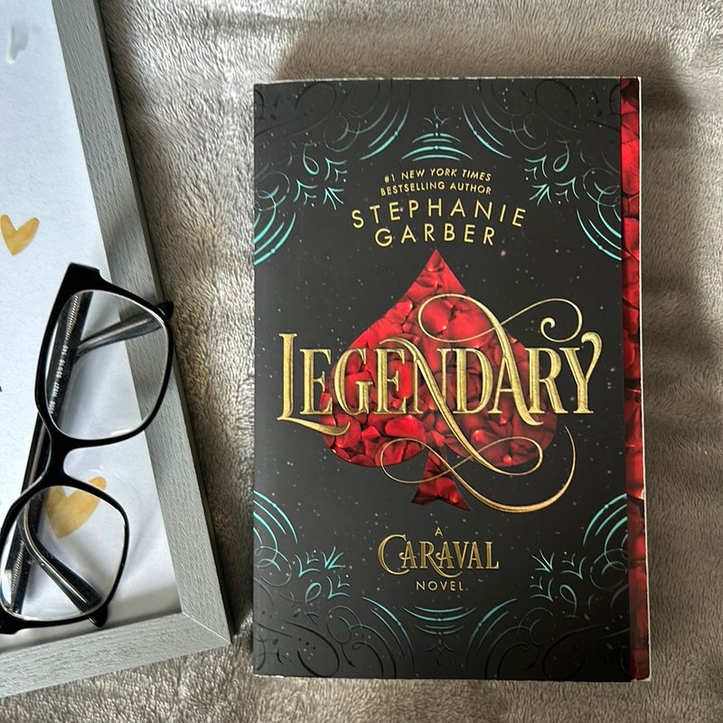 Legendary by Stephanie Garber, Paperback | Pangobooks