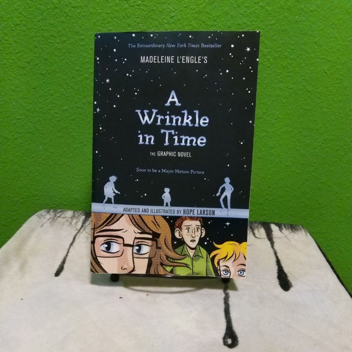 A Wrinkle in Time: the Graphic Novel by Madeleine L'Engle