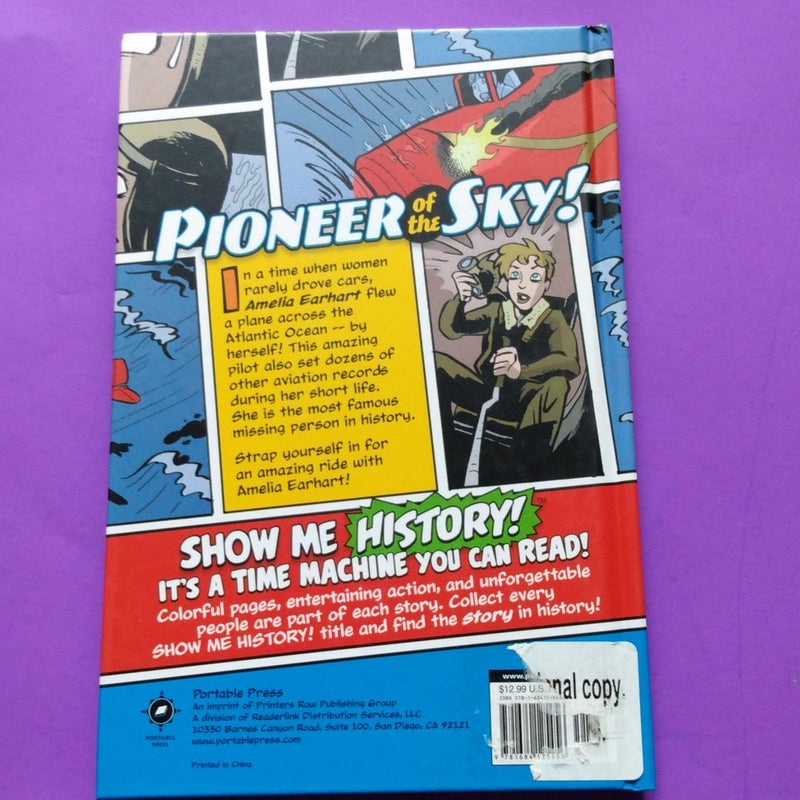 Amelia Earhart: Pioneer of the Sky! by James Buckley, John Roshell