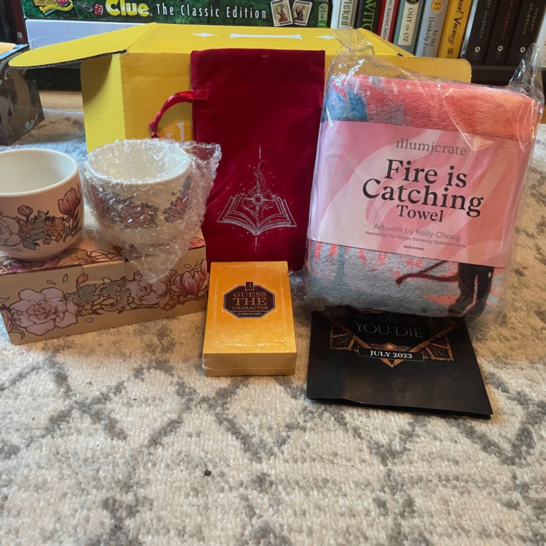 Illumicrate July 2023 Box Swag by Illumicrate, Hardcover | Pangobooks