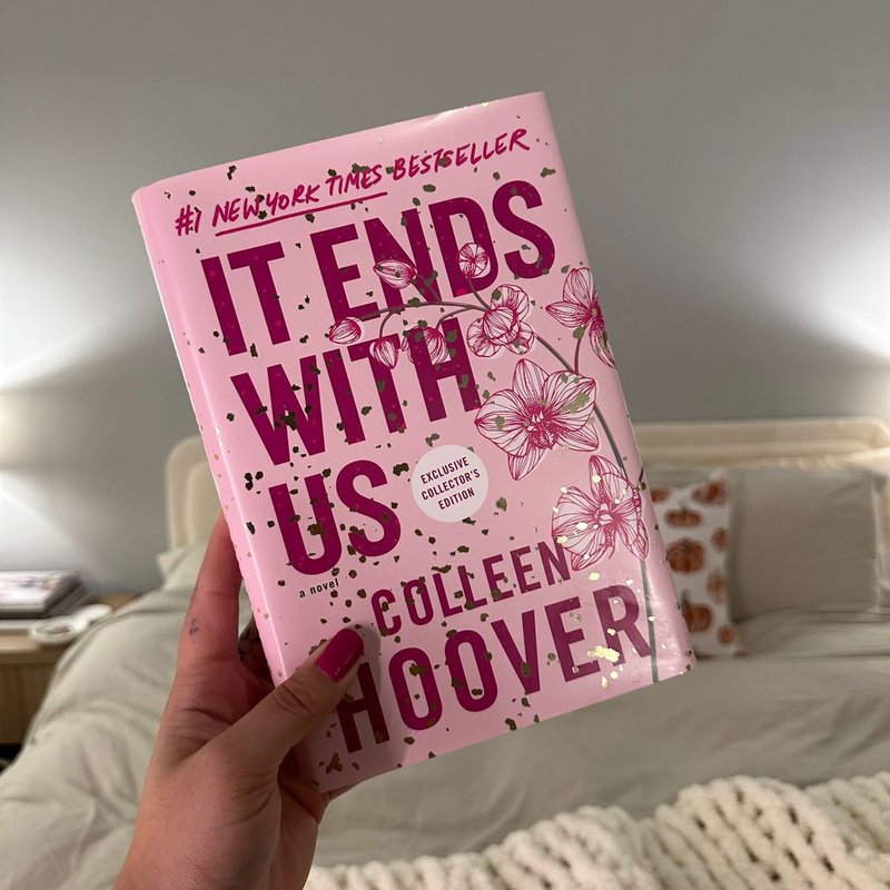 BUNDLE: It Ends with Us by Colleen Hoover, Hardcover | Pangobooks