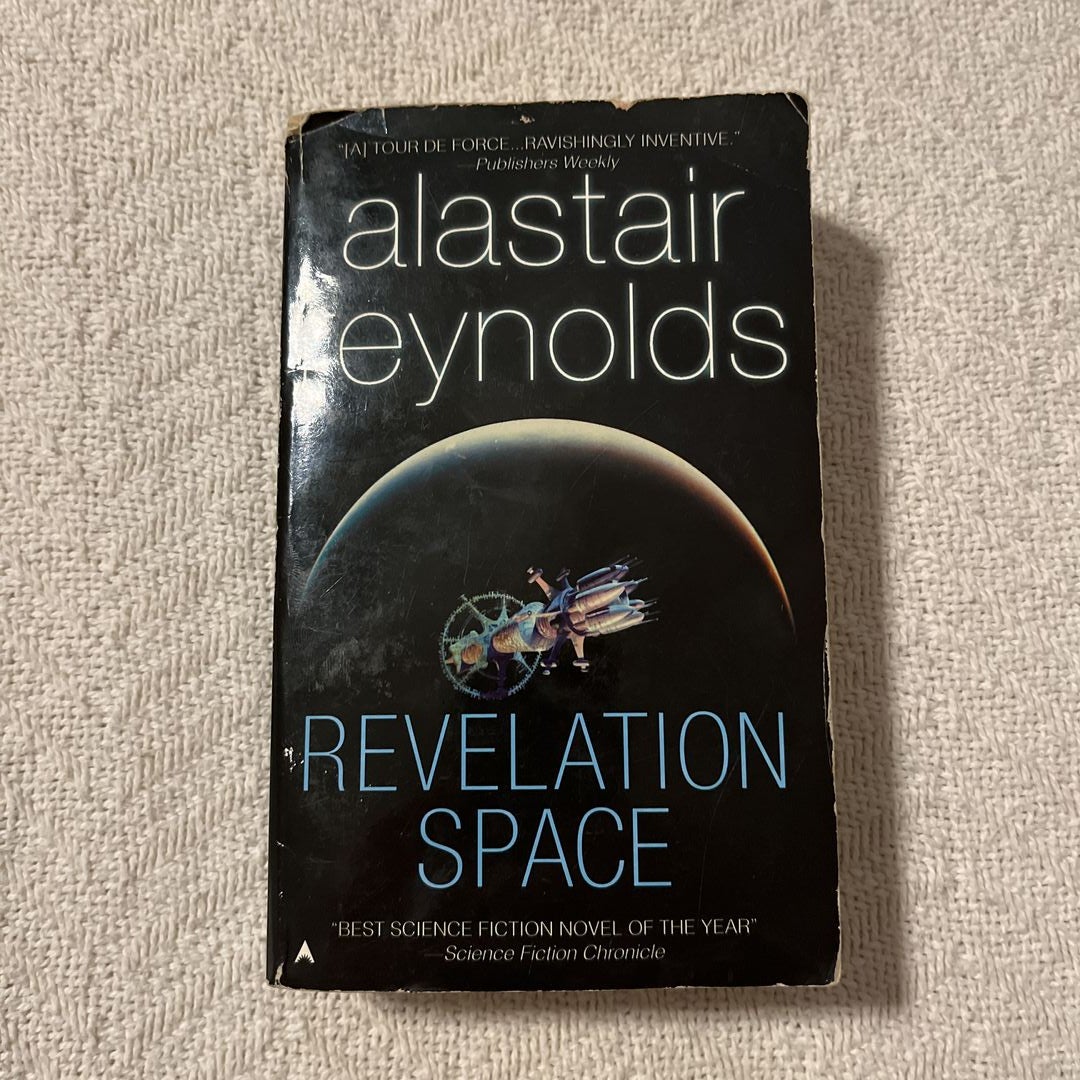 Revelation Space by Alastair Reynolds, Paperback | Pangobooks