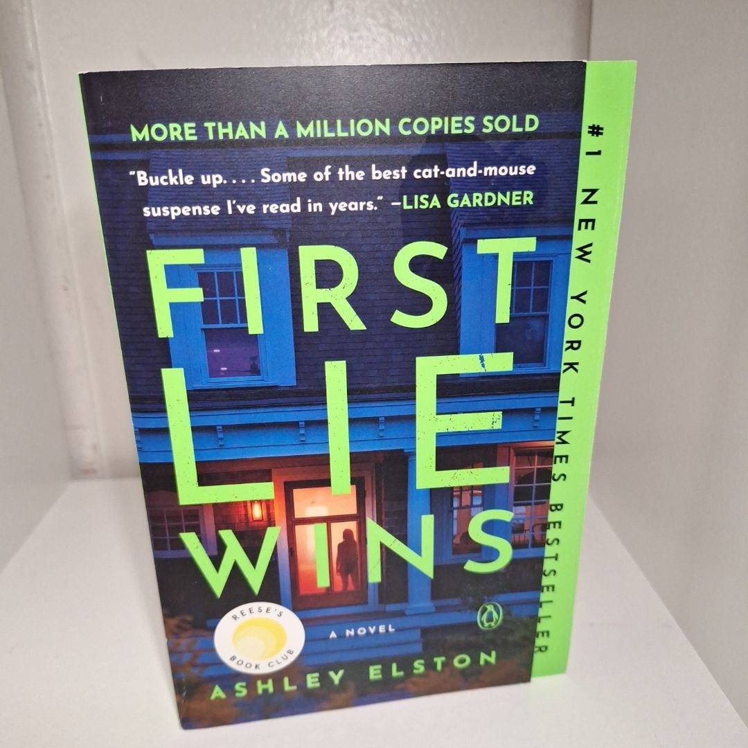 First Lie Wins: Reese's Book Club by Ashley Elston, Paperback | Pangobooks