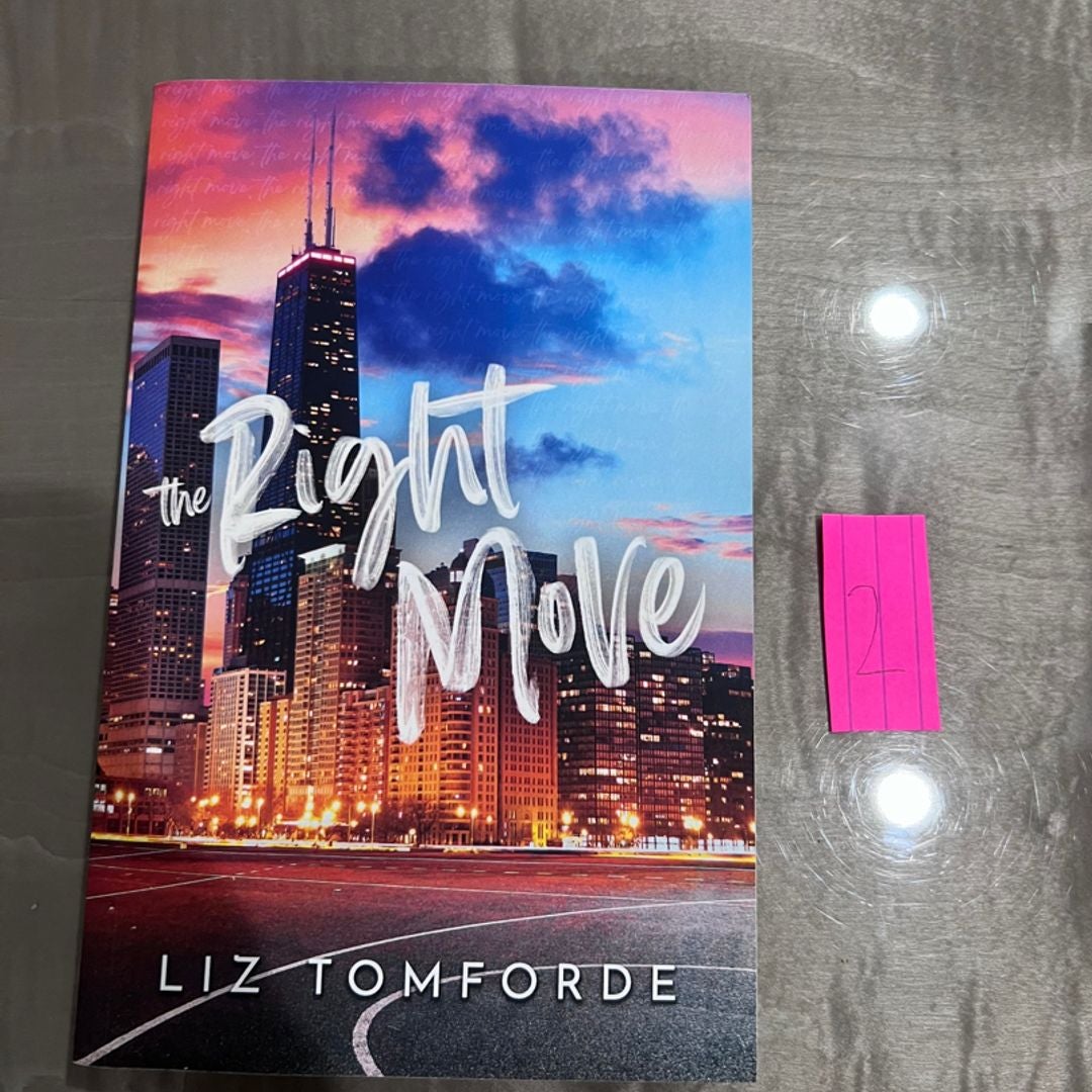 The Right Move OOP by Liz Tomforde, Paperback | Pangobooks